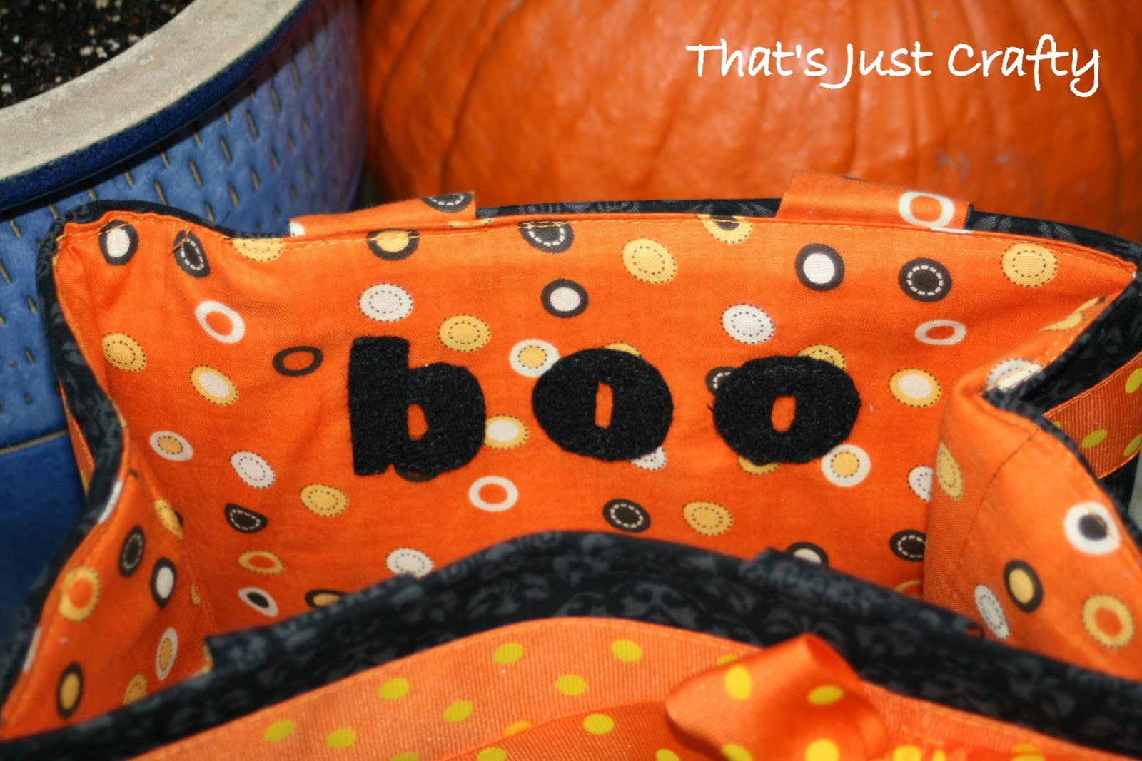 That's Just Crafty: Trick-or-Treat Halloween Bag