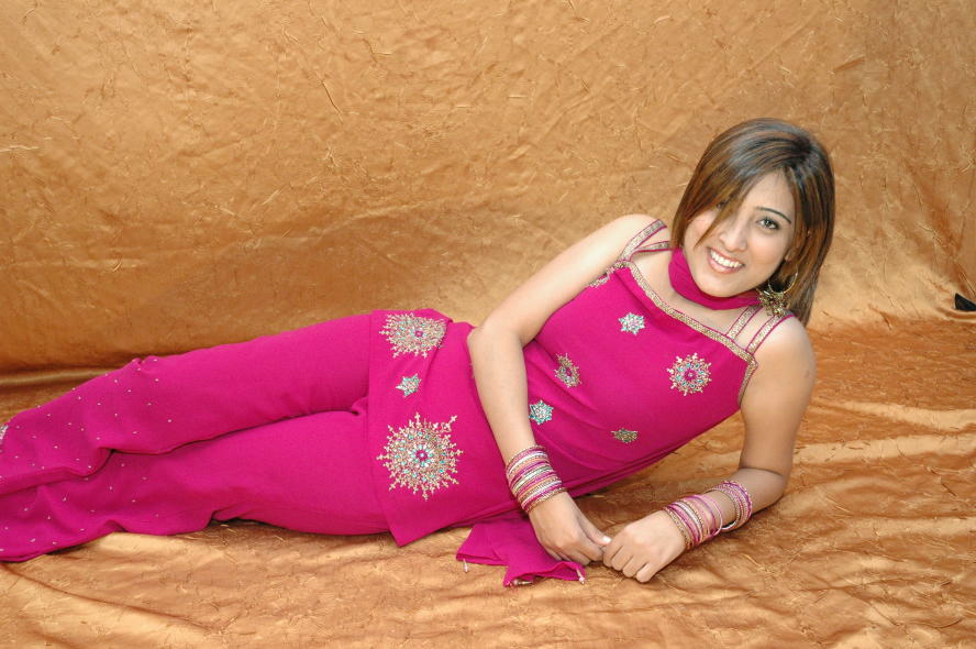 Mobile Planet Nice And Cute Desi Girls Wllpapers