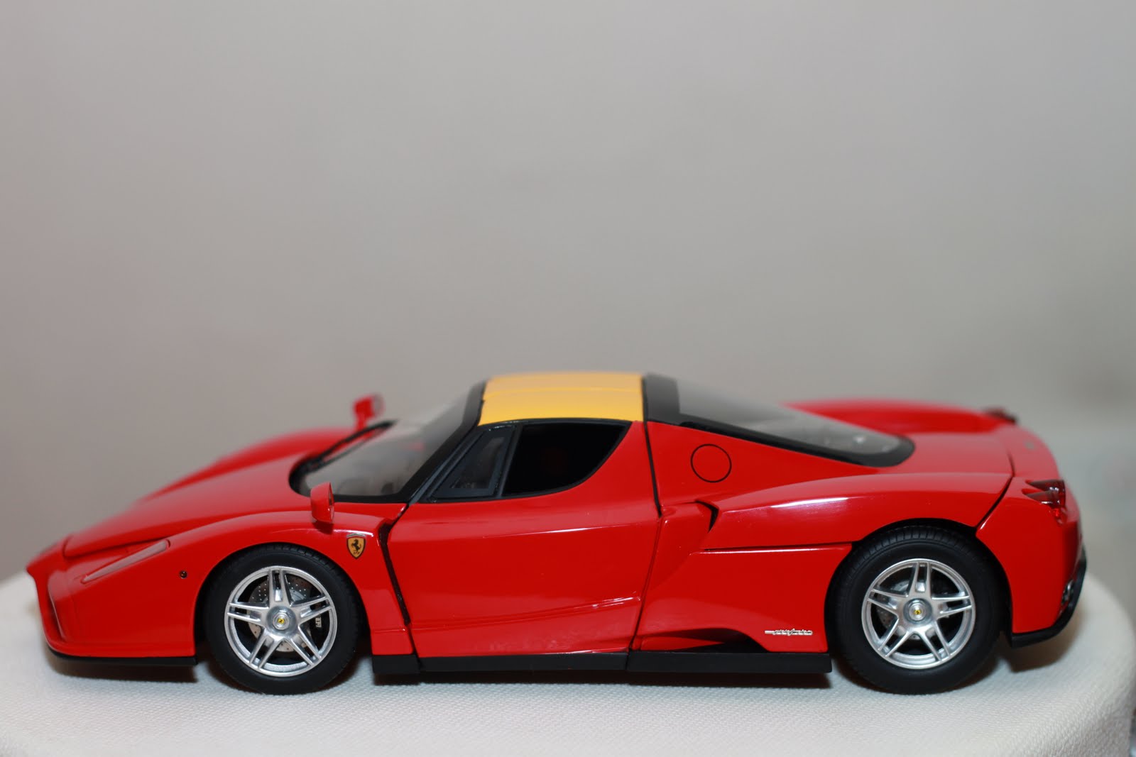 Benny Ng's Photography: My GTR R35 & Ferrari Enzo