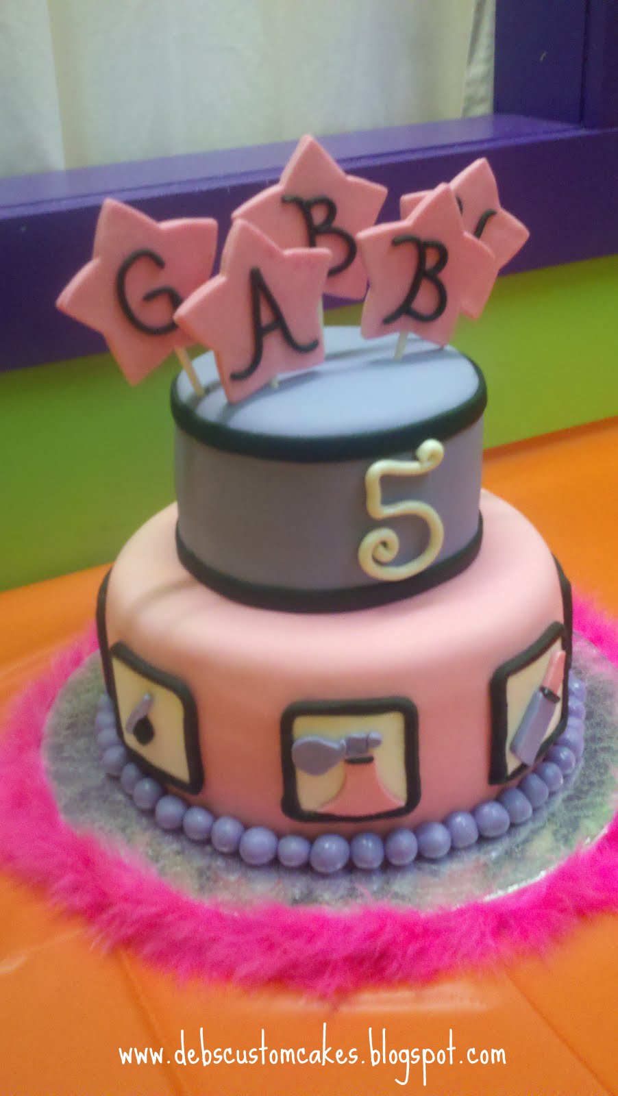 Deb's Custom Cakes: Glamour Cake