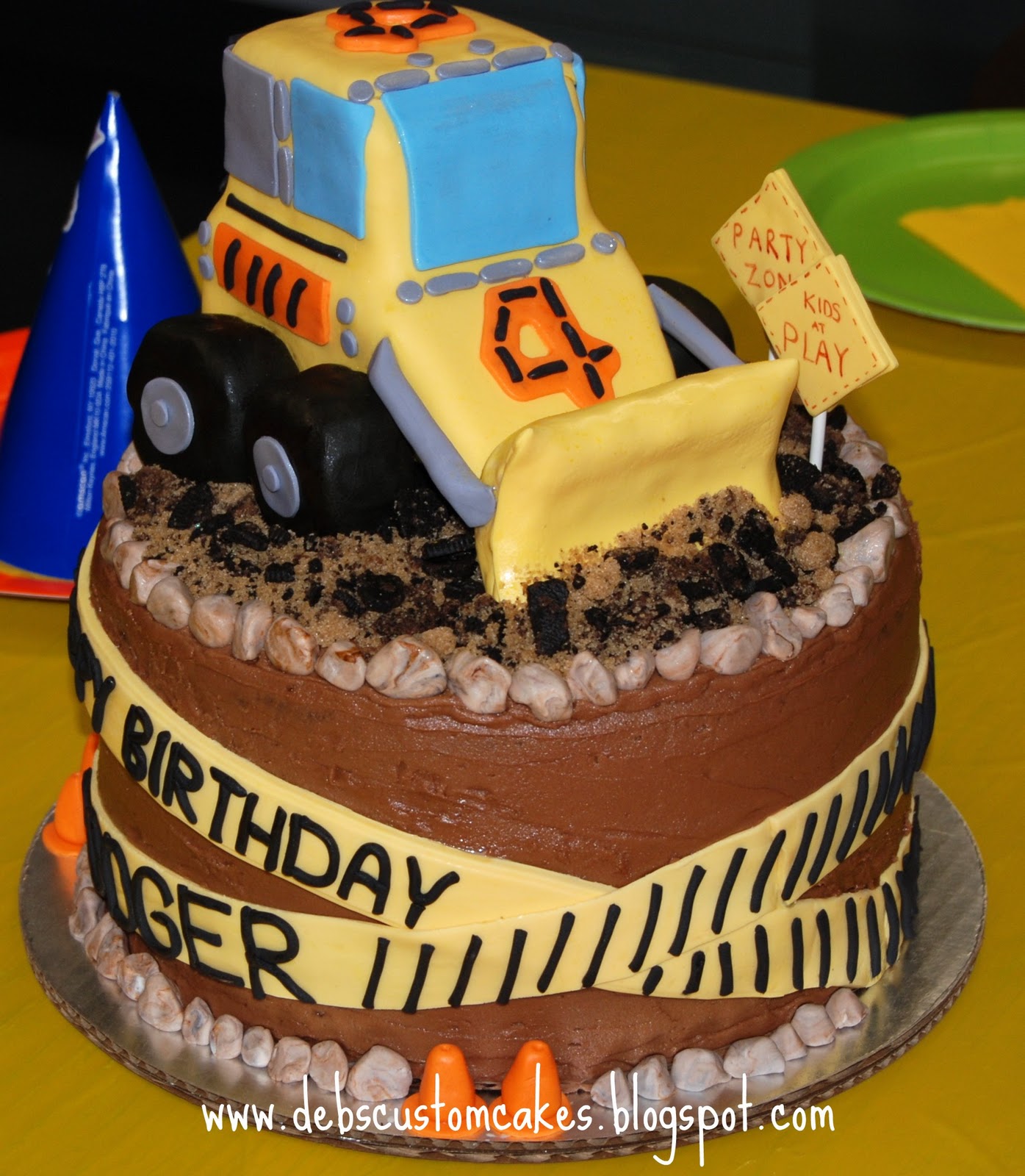 Deb's Custom Cakes: Bulldozer Cake