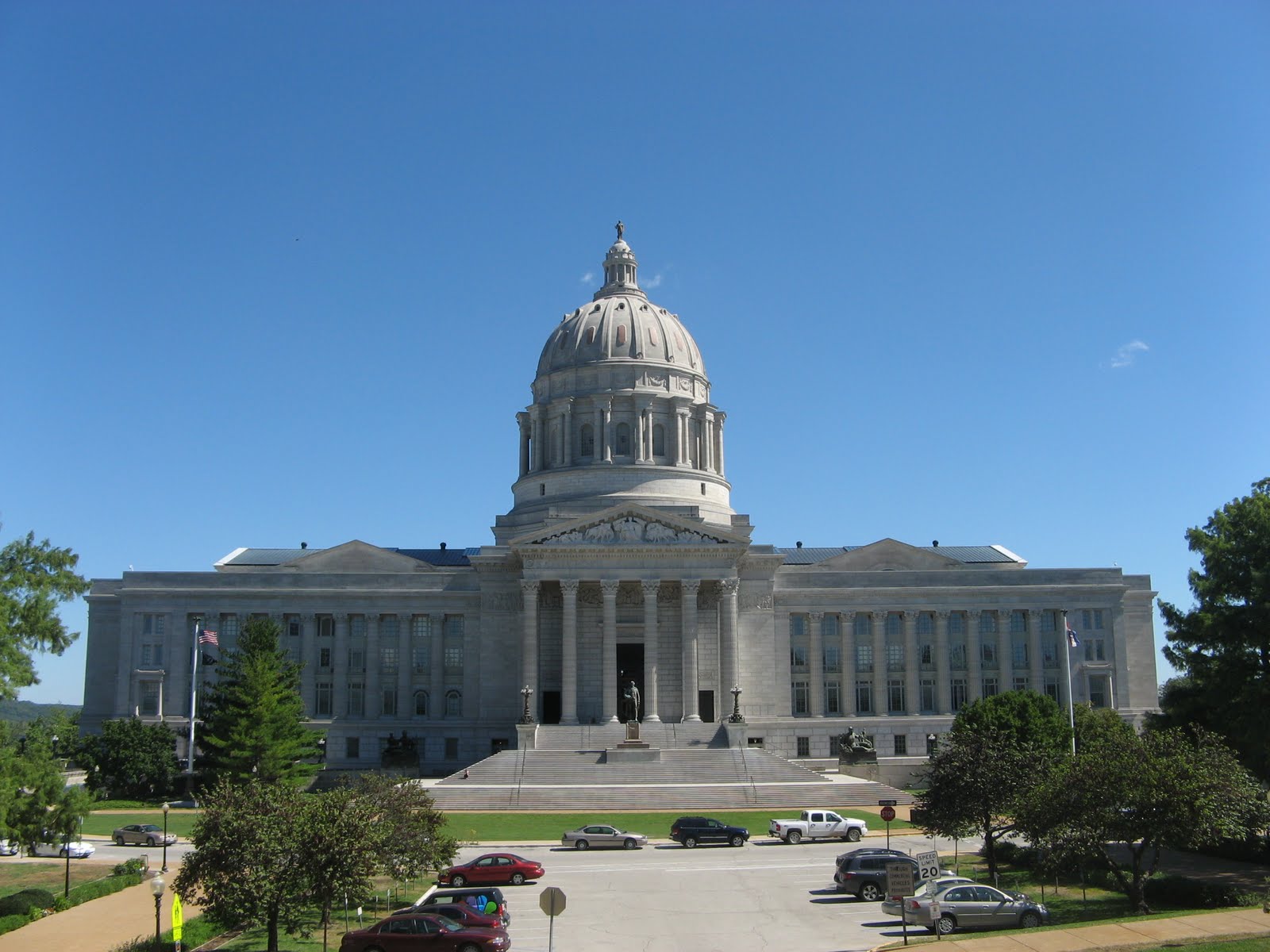 Tory in Missouri: We visit the capital- Jefferson City