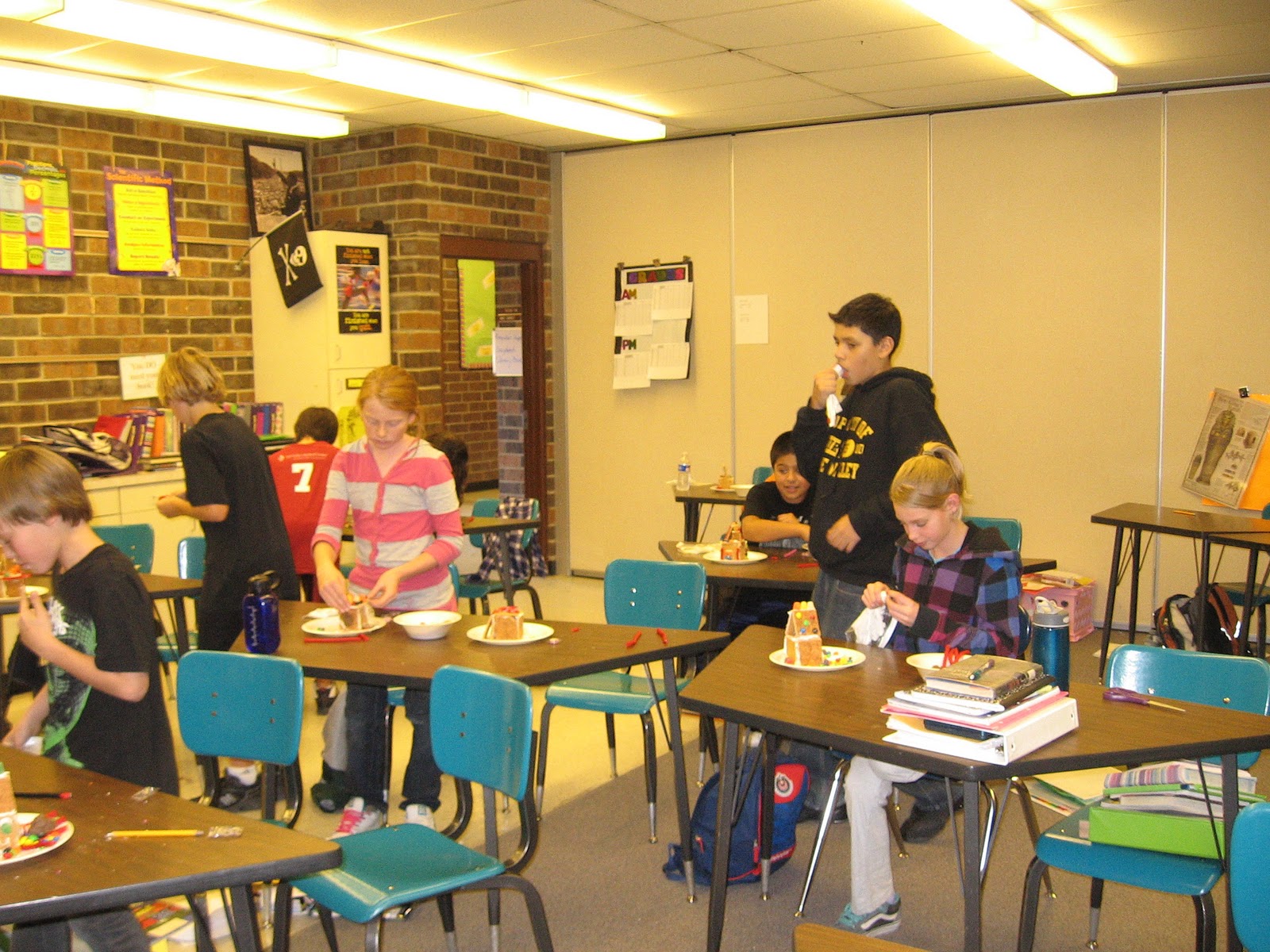 My Math and Science Classroom: Gingerbread House Activity
