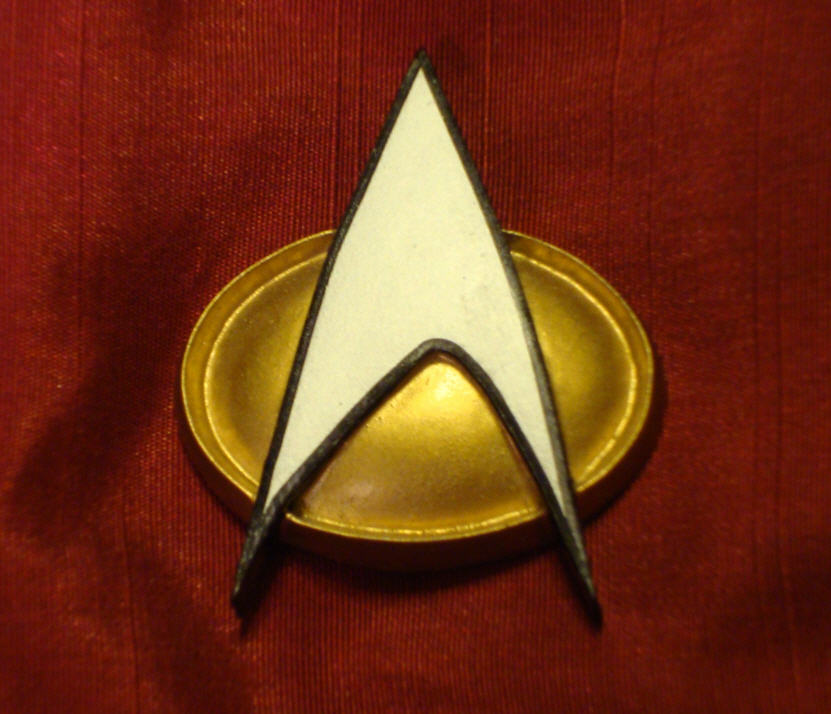 Star Trek Prop, Costume & Auction Authority: TNG, DS9 & Voyager Combadges