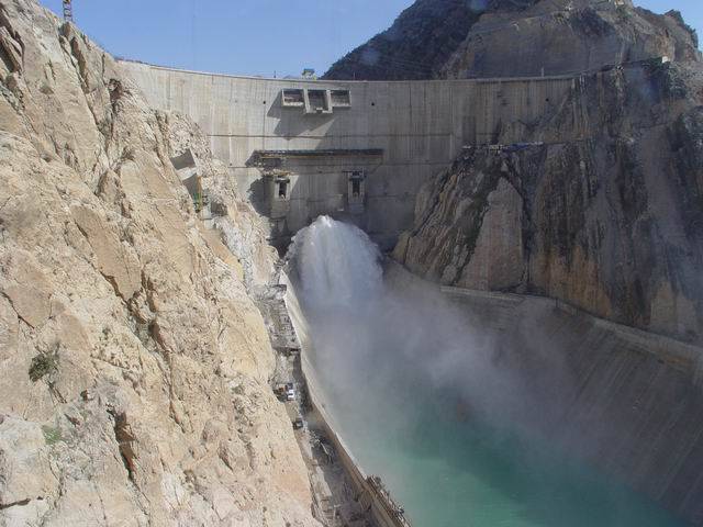 Amazing Photos: Gigantic Dam in Iran - Desktop Wallpapers, Amazing 3D ...
