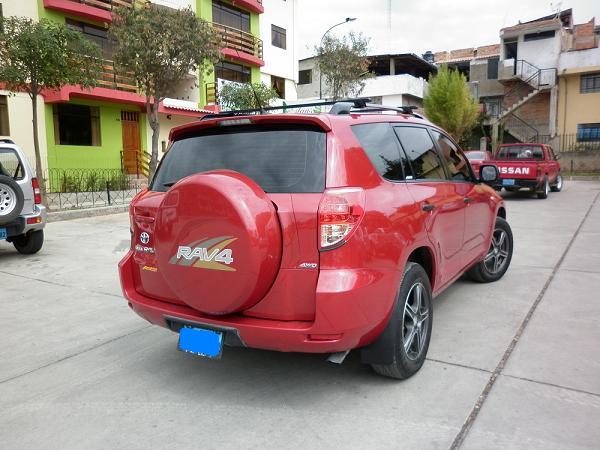Camioneta Toyota Rav 4: Camioneta Toyota Rav 4 en venta