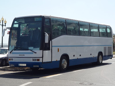 Buses from various cities in the world.: Autocarro de turismo Scania ...
