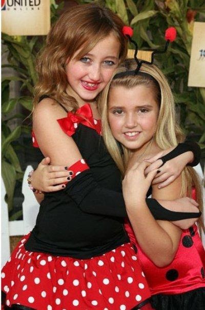 Miley Cyrus World Your Best Source About Miley Cyrus Noah Cyrus E Emily Grace Reaves Di