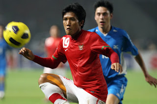AHMAD BUSTOMI: FABREGAS NYA INDONESIA - 4-3-1-2 MAGAZINE