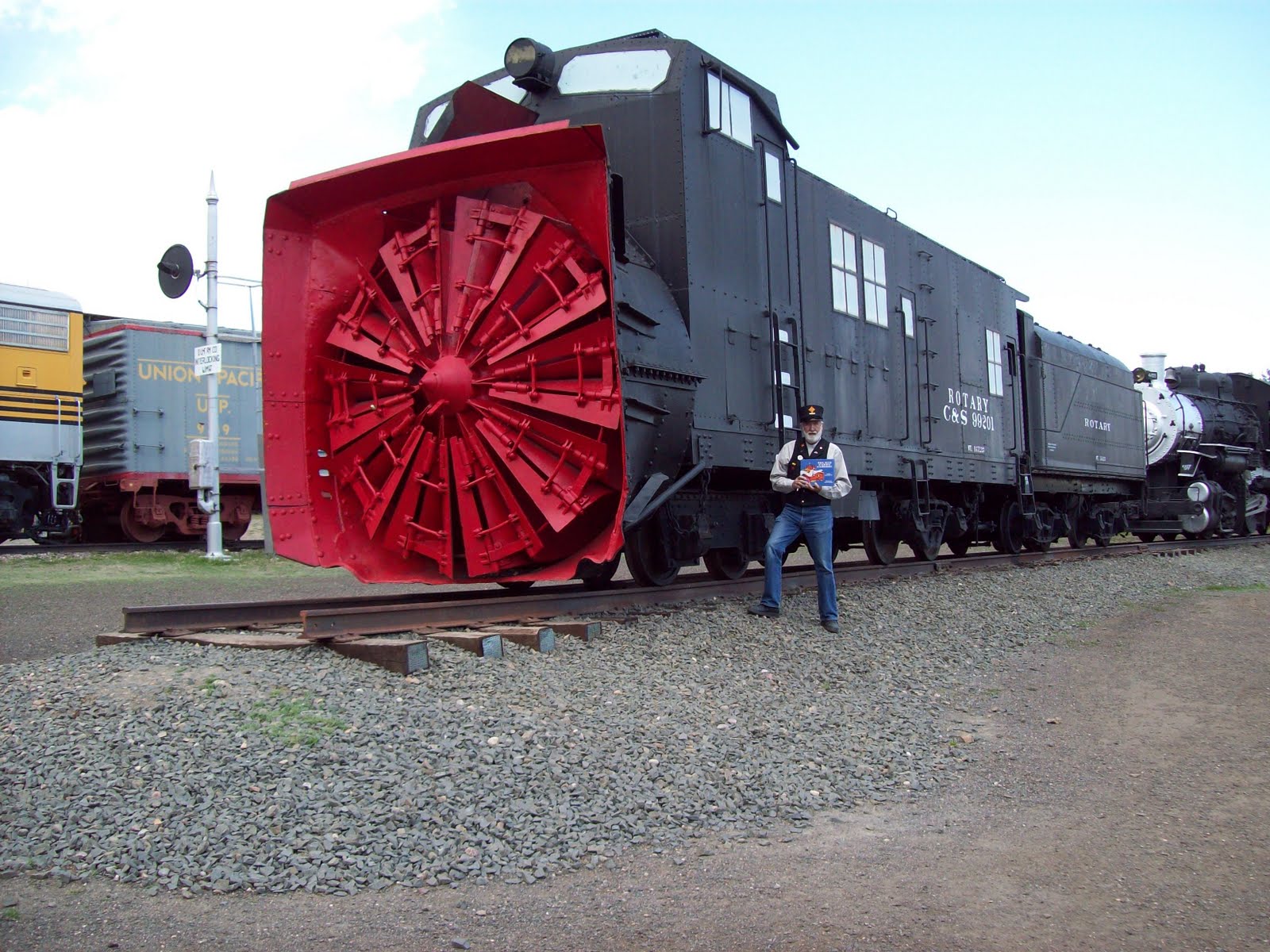 Tracking "The Red Candy Caboose": 2010-05-09