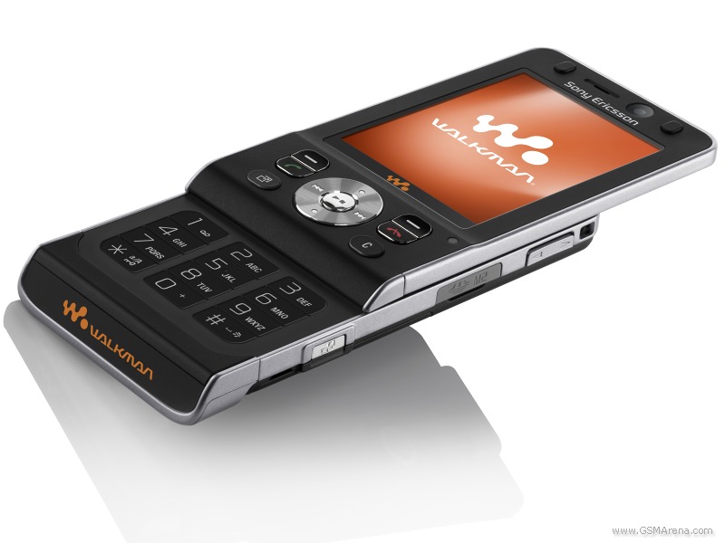 Gtechmobiles: Sony Ericsson W910 With Shake Control.....!