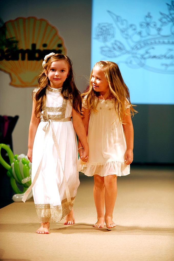 enchantedenfant: VOGUE bambini fashion show