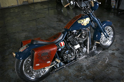 ♠ Motörheadster ♠: New for 2010, A Cool Metric Bagger and Brass Balls!