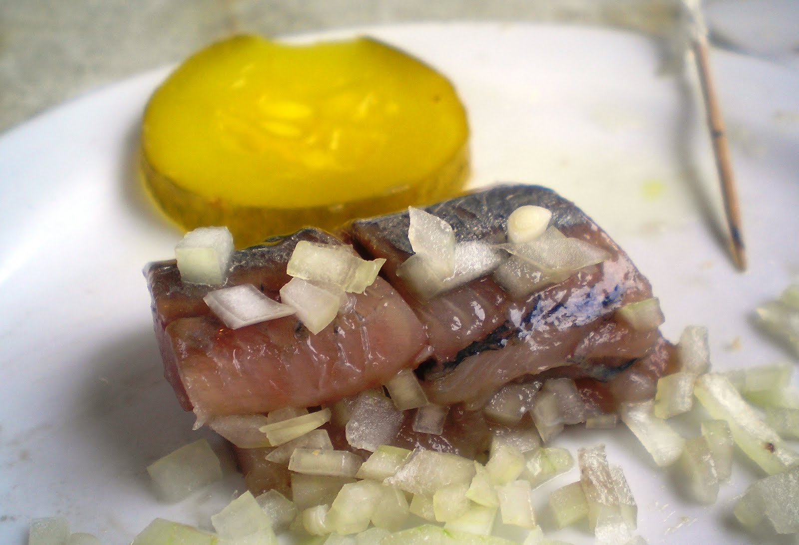 Világkörüli kísérletek a konyhában: Foci a blogon: Hollandia - rauwe haring