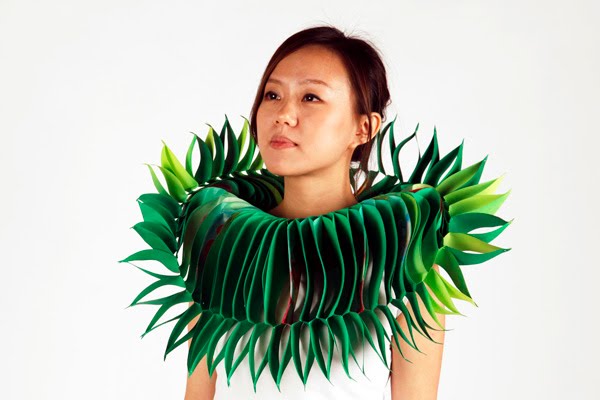 Yu-Ping Lin Textile Jewellery 雨曦織品珠寶: September 2010
