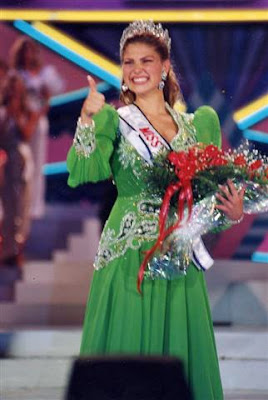 thecrowncompetitors: August 2009