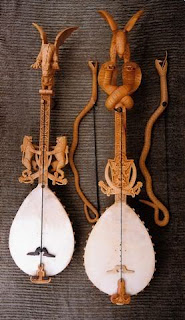 dieci mesi in montenegro: duetto di gusle al teatrino comunale