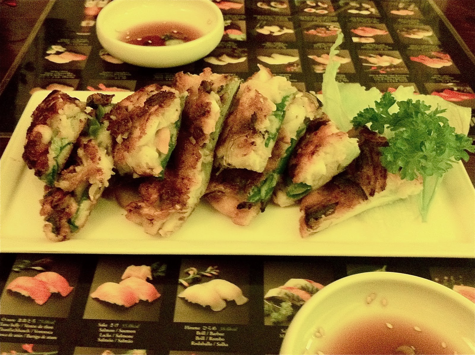 An Ever-Ready Feast: Restaurant Review: Dotori