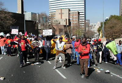redrave: South Africa: Drawing the lessons from the Samwu strike so far ...
