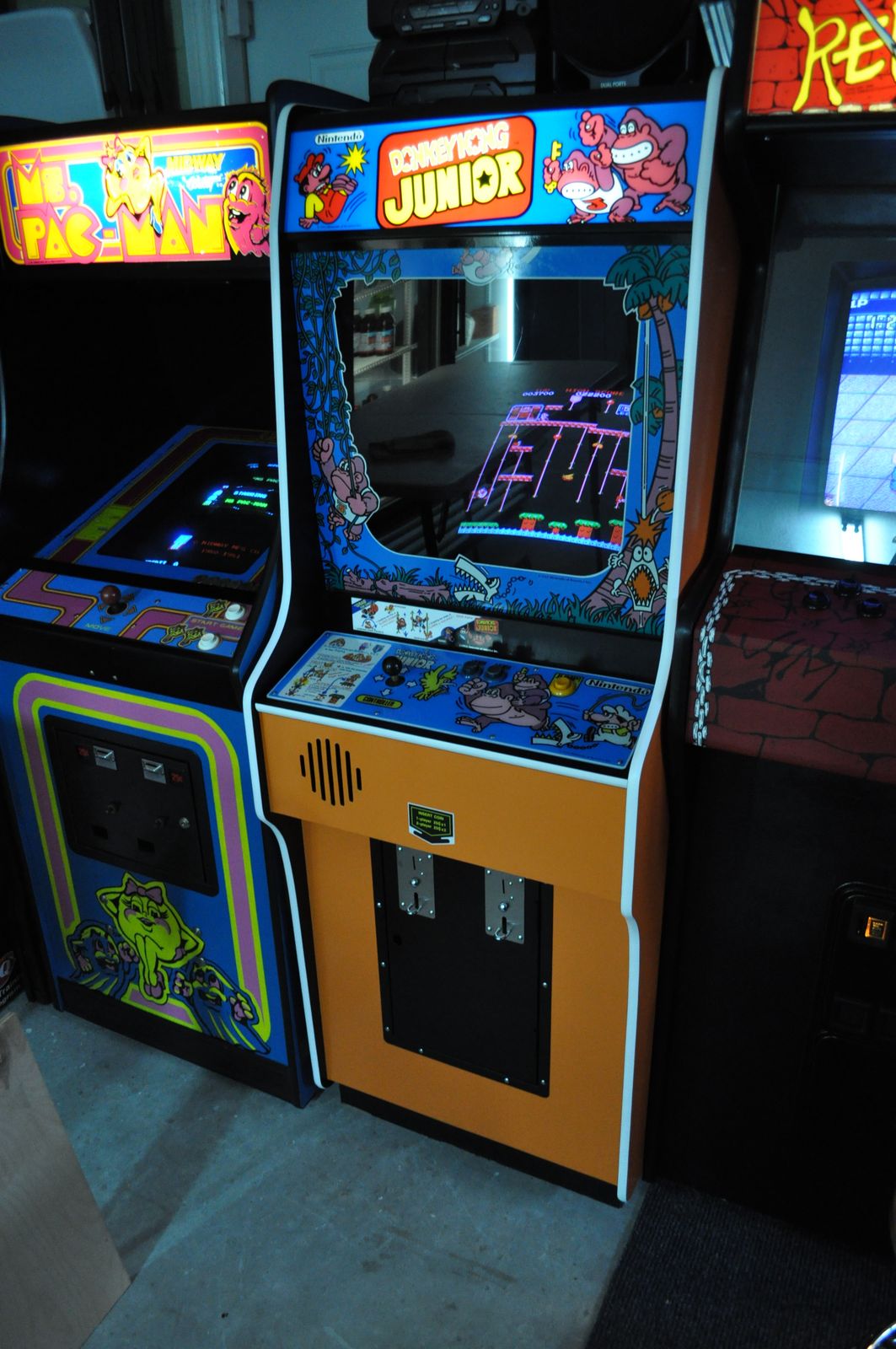 Spaceport Arcade: December 2010