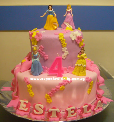 Cupcake Divinity: 2 tier Princess Estela Fondant Cake
