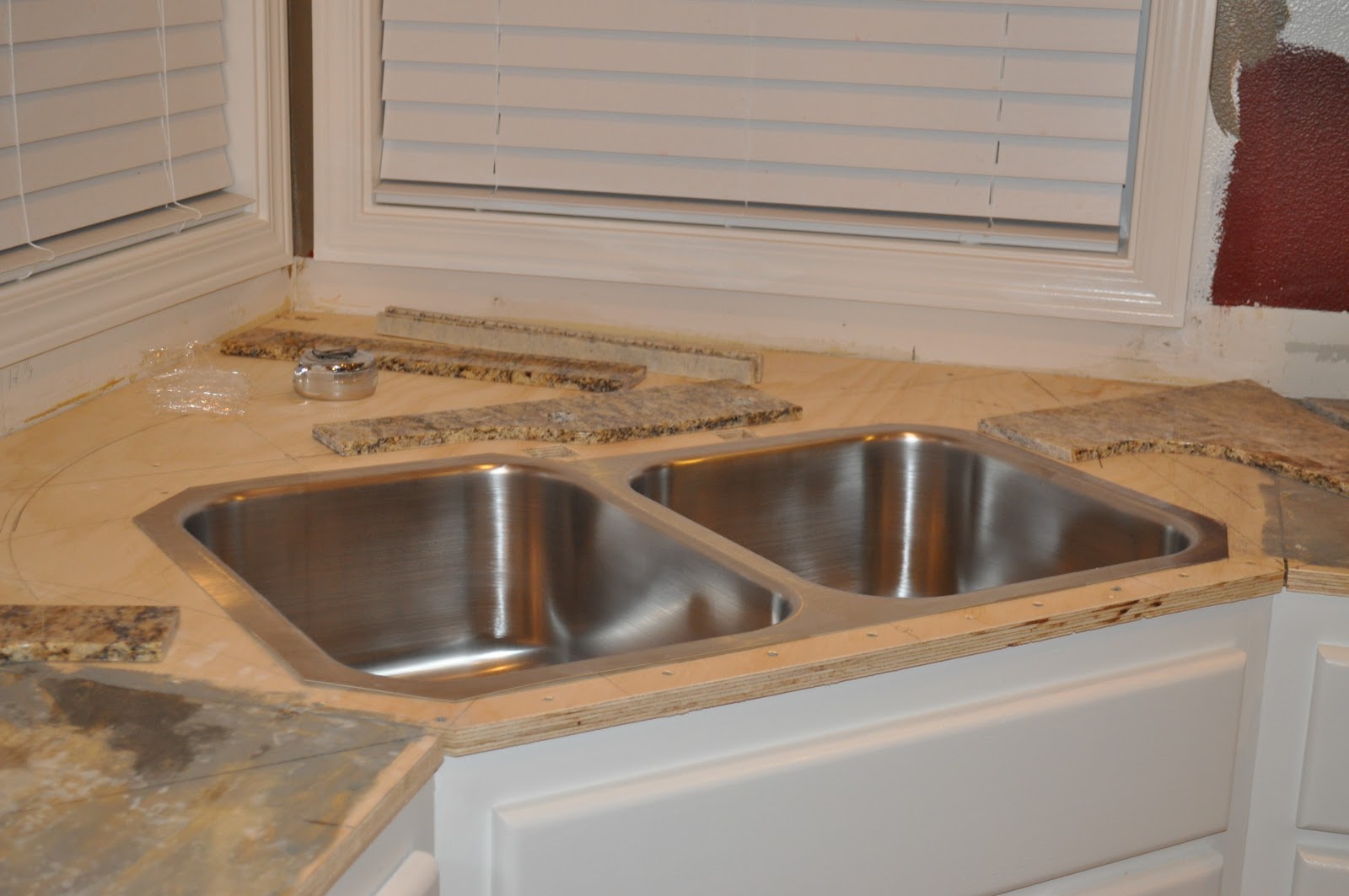 The Dizzy House: DIY Granite Mini Slabs + Undermount Sink
