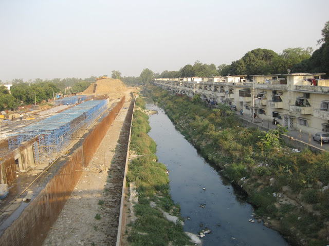 Hari Batti's Green Light Dhaba: World Water Day Special: Delhi's Nallahs