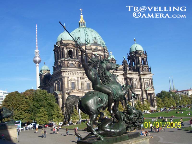 Catholic Church in Berlin(Germany) on www.travellingcamera.com : Berlin ...