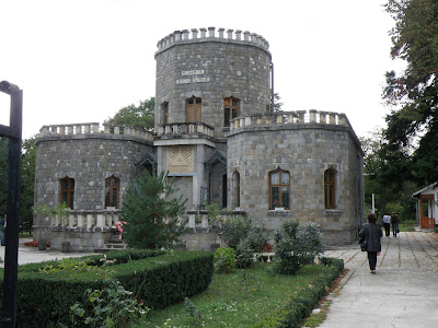 Ganduri: Castelul " Iulia Hasdeu"