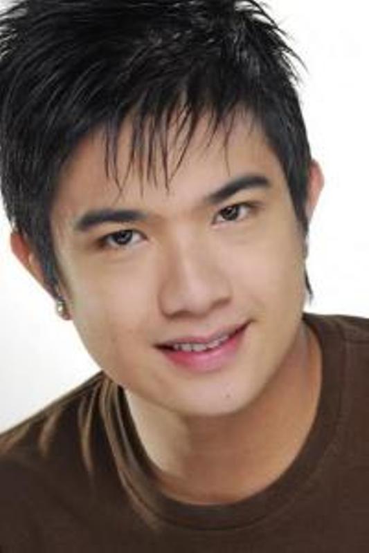 Man Central: Kevin Santos: You Can Almost Feel Him!