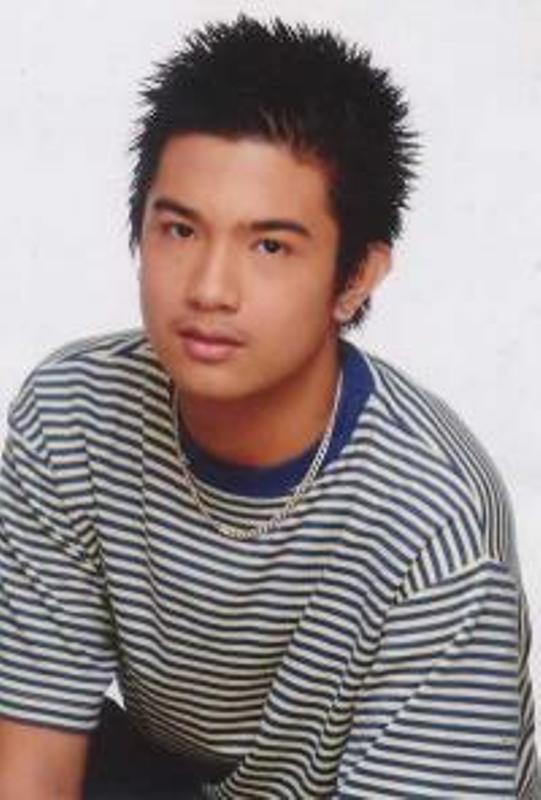 Man Central: Kevin Santos: You Can Almost Feel Him!