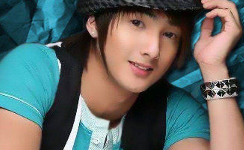 Man Central: XLR8: A Youthful and a Cutiful Boygroup!