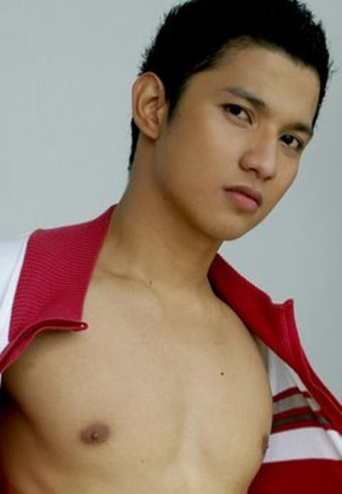 Man Central: Elbert Alvarez: Watch Out Mr. Pogi Is Here!