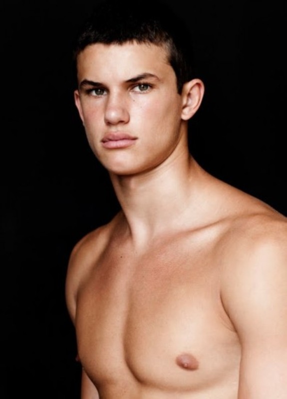 Man Central: Justin Halley: Start To Drool!