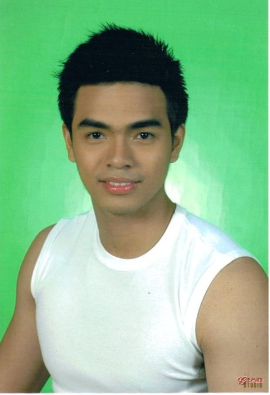 Man Central: Paolo Sarmiento: Certified Hunk!