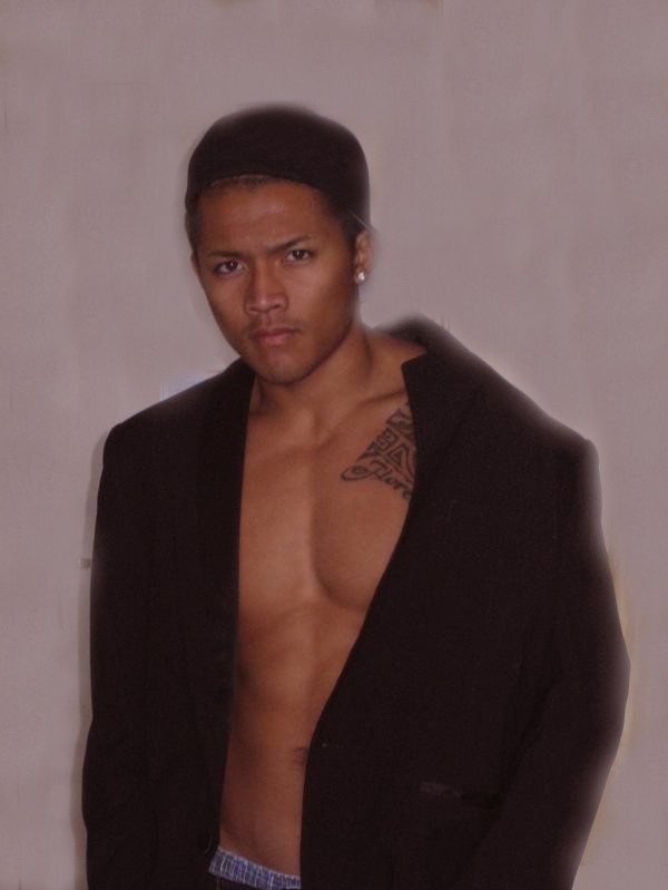 Man Central: Jace Flores: Another Tattooed-Hunk!