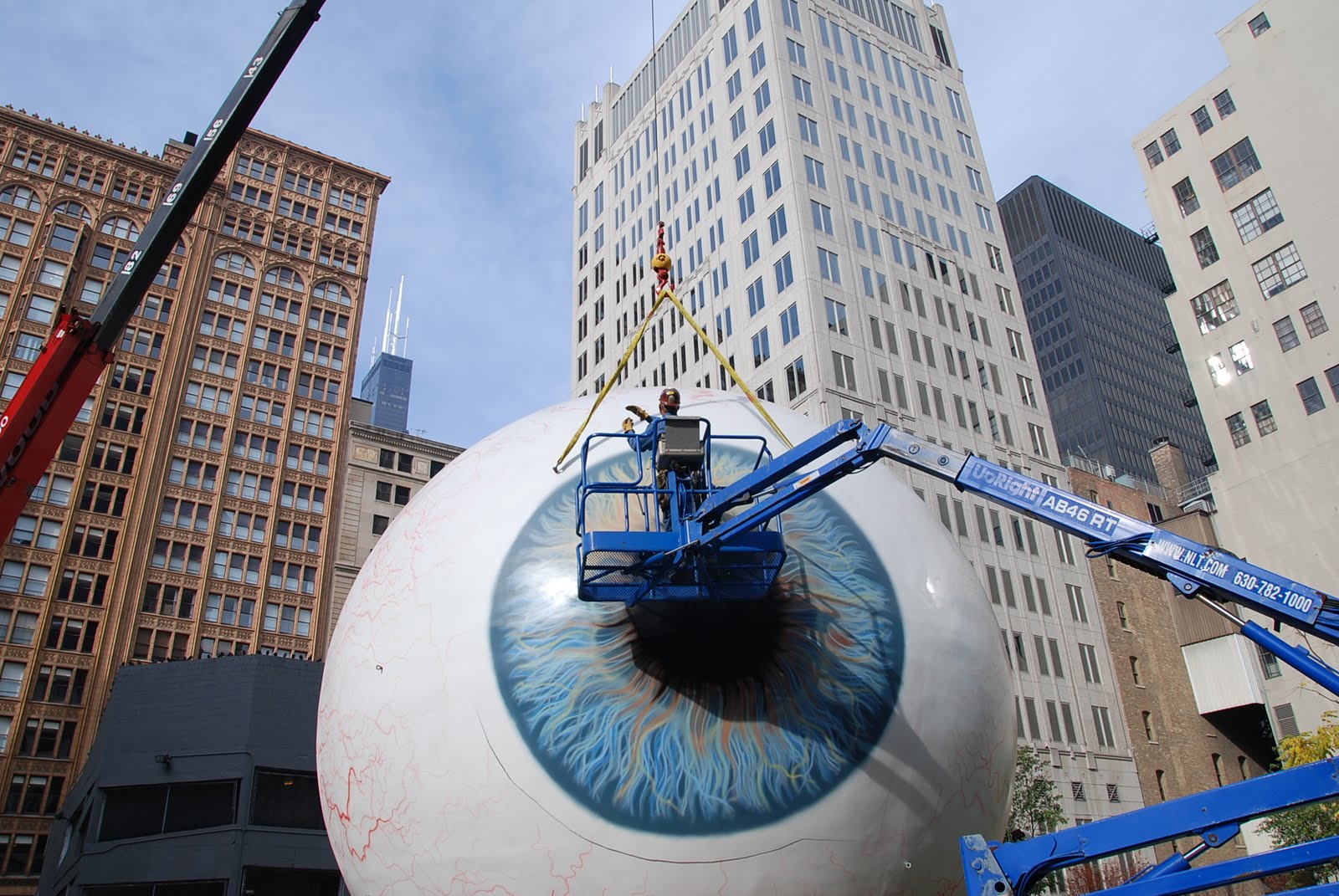 Streets of Wicker: Photos of "the eye sculpture" by Philin Phlash