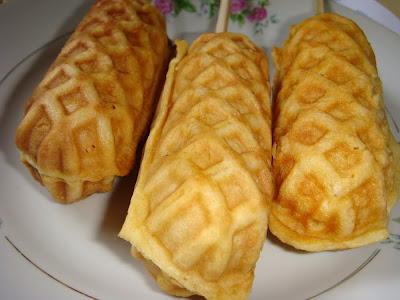 Kutsara at Tinidor: Pinoy Street Foods: Waffle