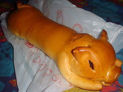 Kutsara at Tinidor: Julie's Lechon Bread