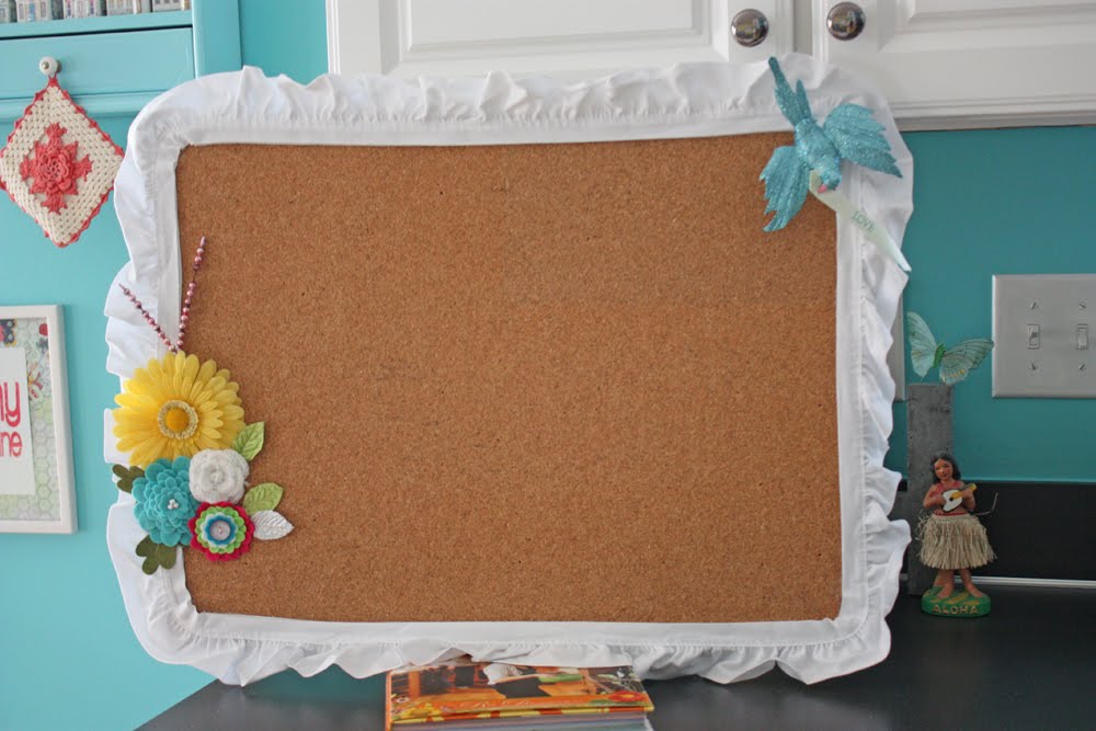 Fresh and Fun: Simple Bulletin Board Re-Do Tutorial