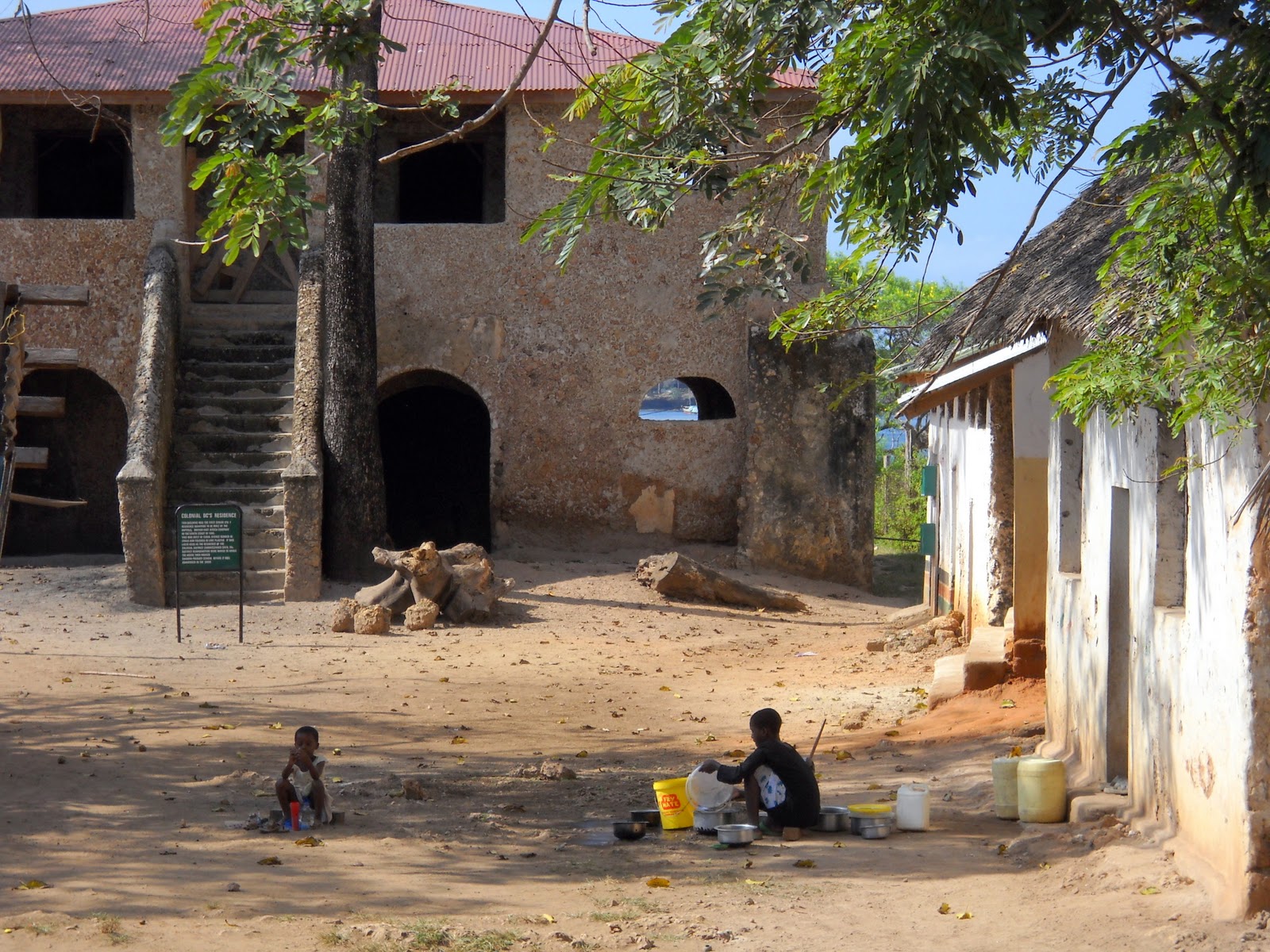 Ministry2Kenya: "Loving my Neighbor": Shimoni - the village