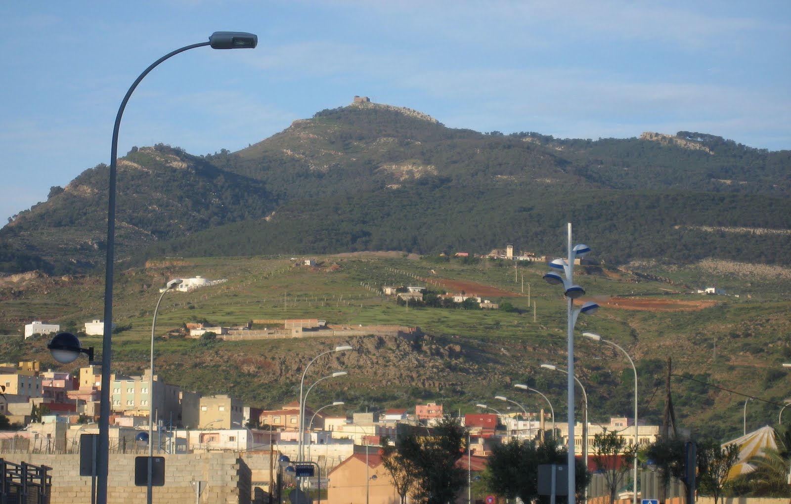MARRUECOSAVENTURA: Ruta de Senderismo Melilla-Monte Gurugú (Monte de ...