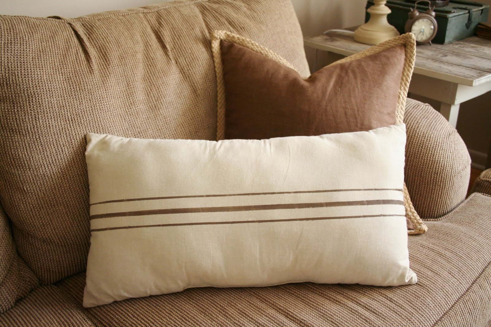 Nestled: My 5 Minute Grain Sack Pillow