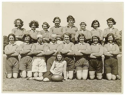 High School Girls Rugby: Women's Rugby Pioneers
