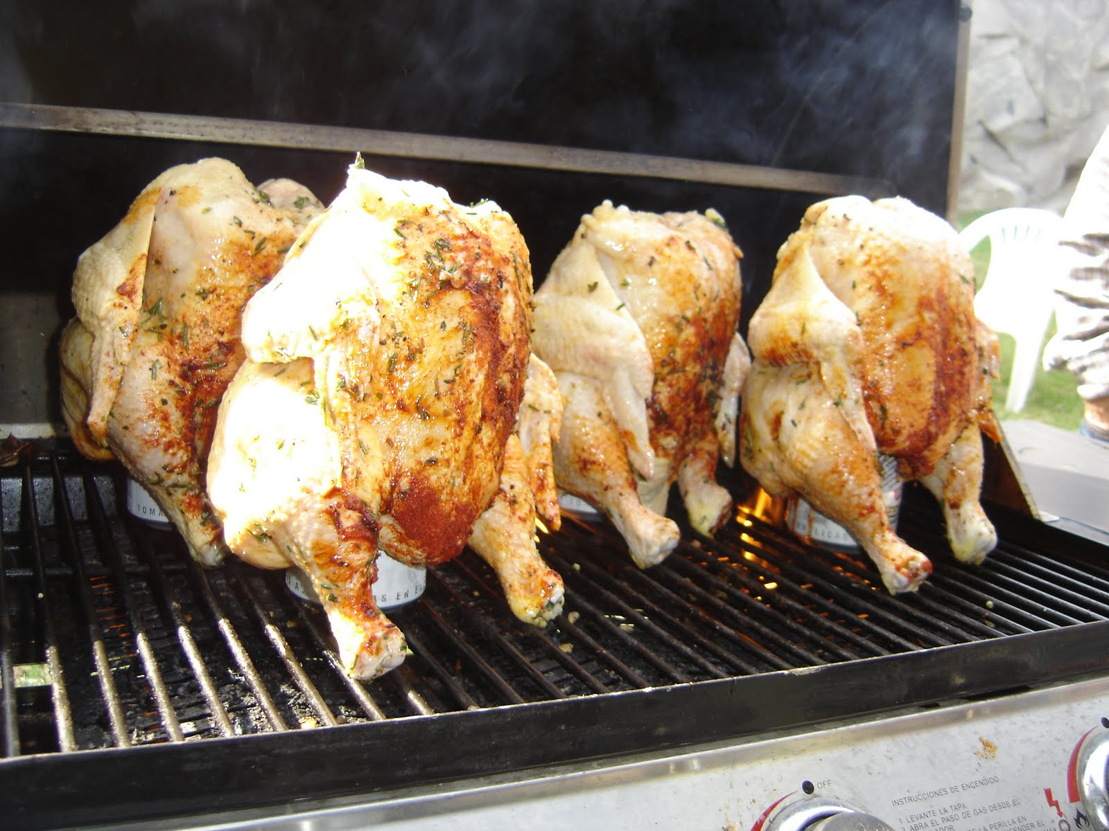 Comida: Pollos a la lata de Cerveza