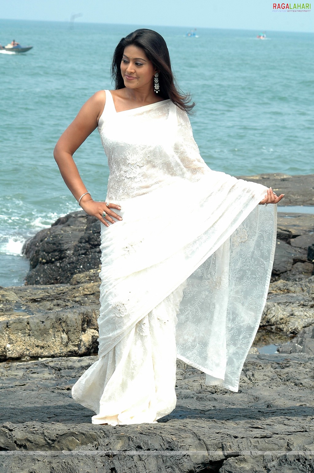 Film Actress Photos Tamil Actress Sneha Hot Navel Show In Saree