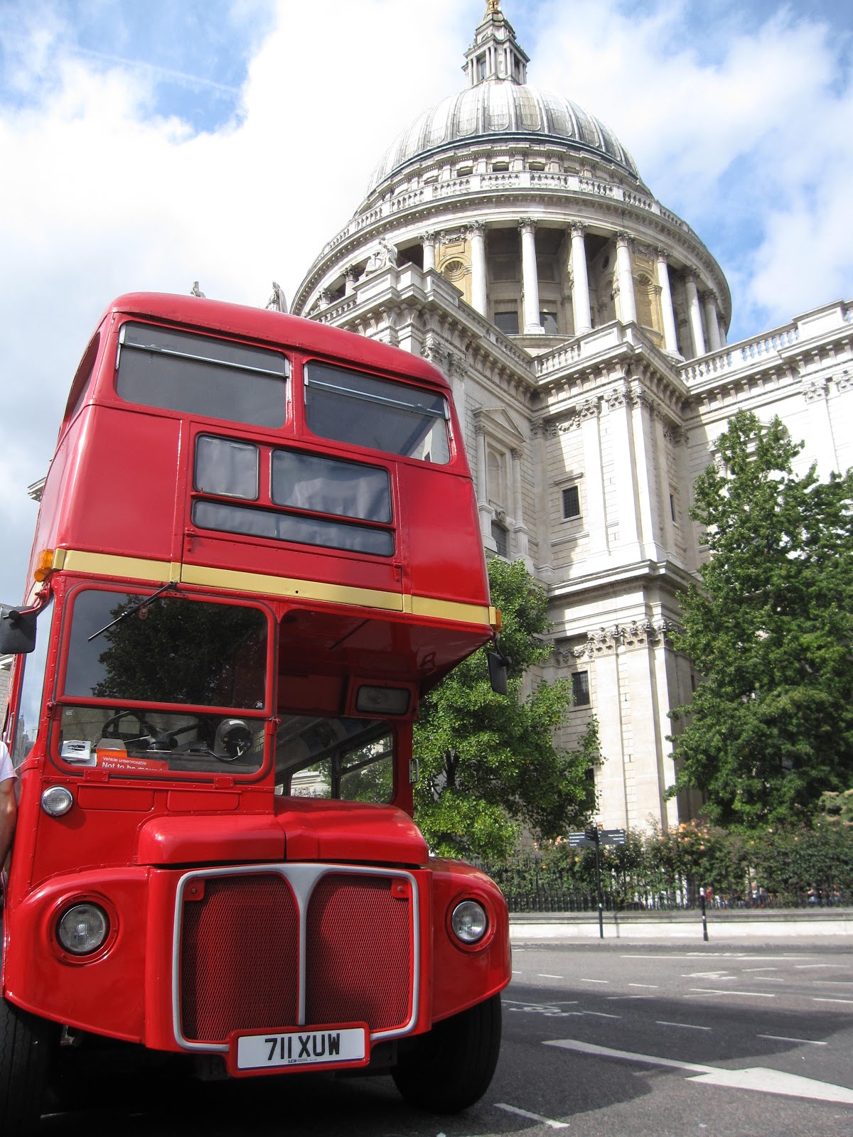 All About London: London Pictures, Vintage bus and St Pauls