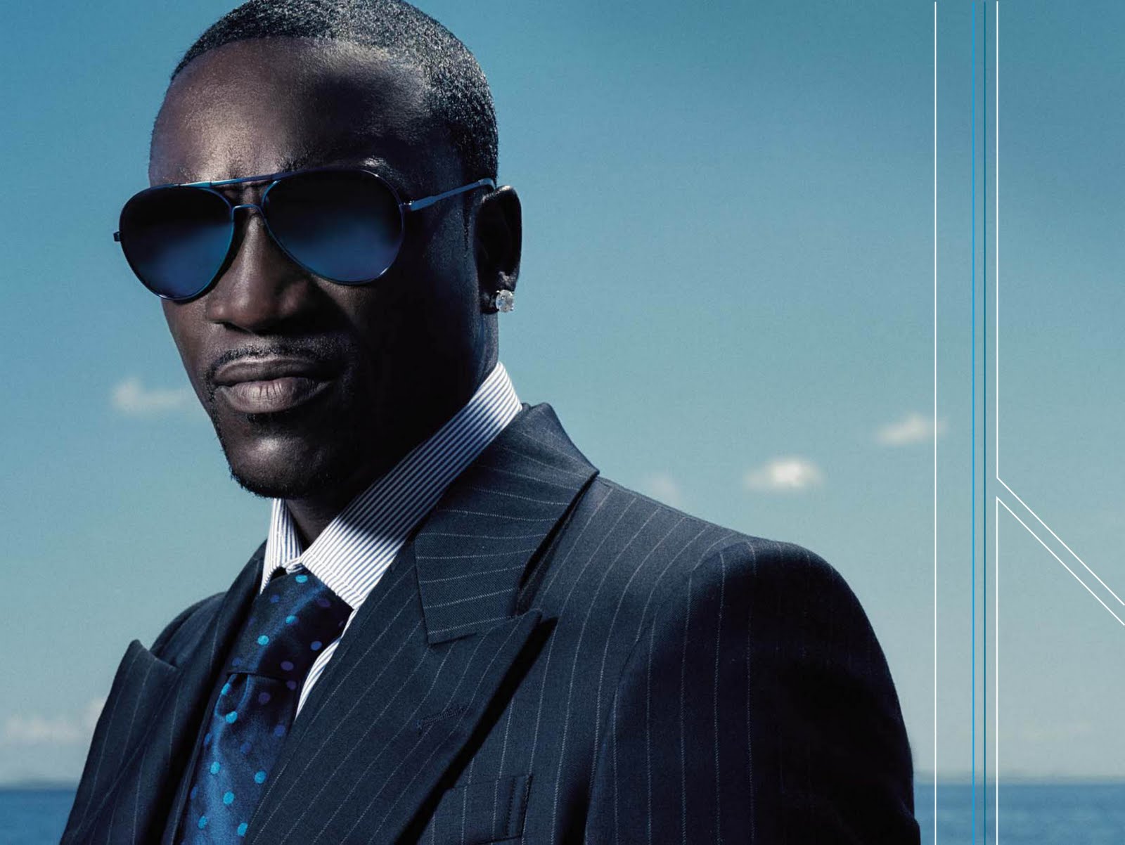 Encarte: Akon - Freedom (Digital Edition) - Encartes Pop