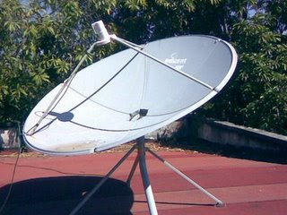 DANNYKIDAROX: *Red Edusat*