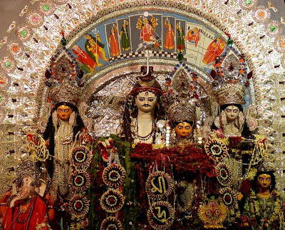 DEEZDEN: September 2009